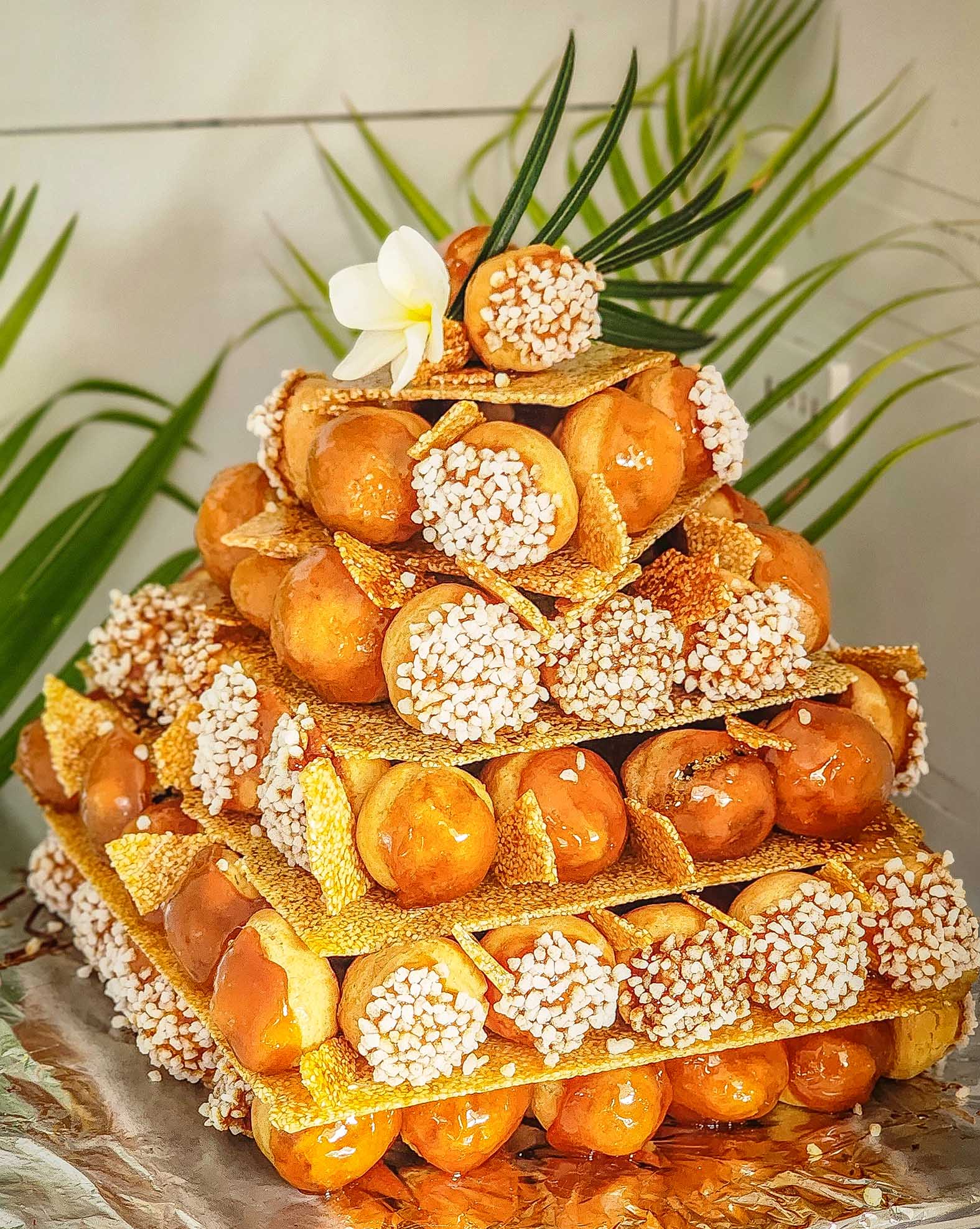 🍬 Croquembouche Tower – Homemade Patisserie VU
